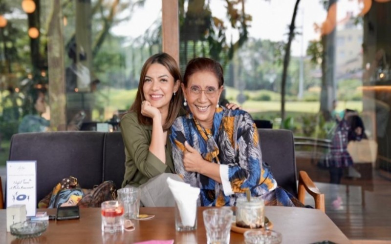Susi Pudjiastuti Bela Najwa Shihab Usai Dikritik Netizen di Twitter ... Susi Pudjiastuti Bela Najwa Shihab Usai Dikritik Netizen di Twitter ...